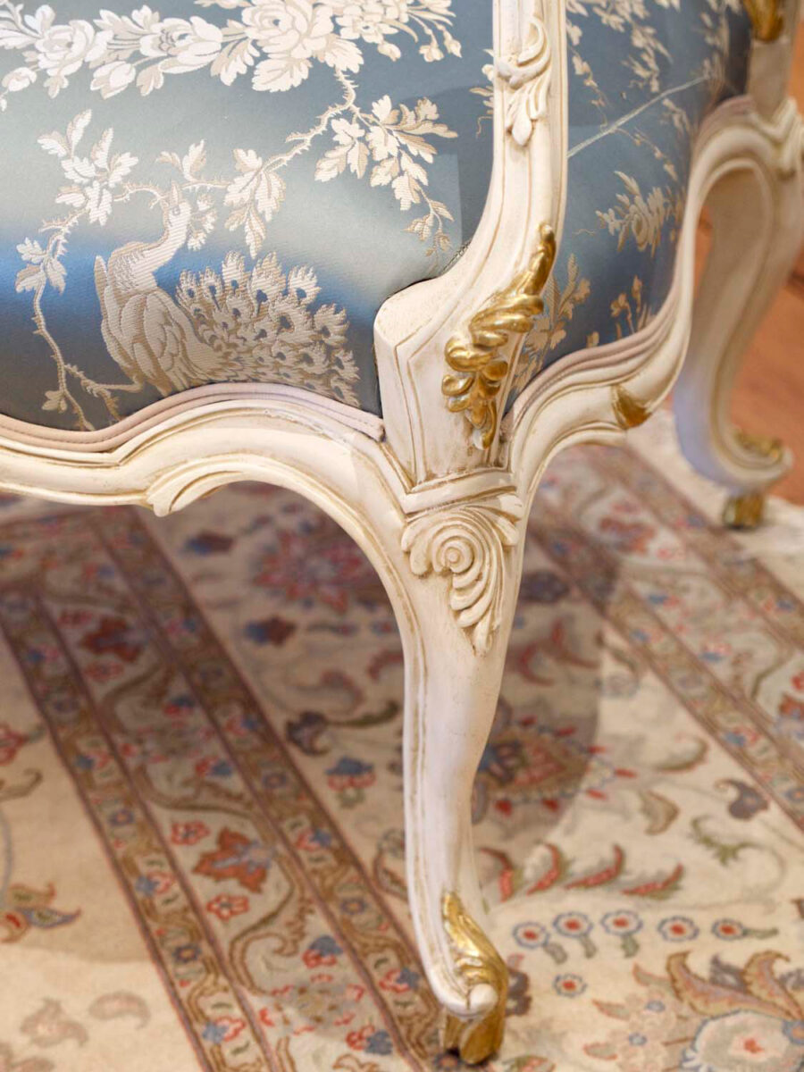 Classic Louis French interior design - Christophe Living