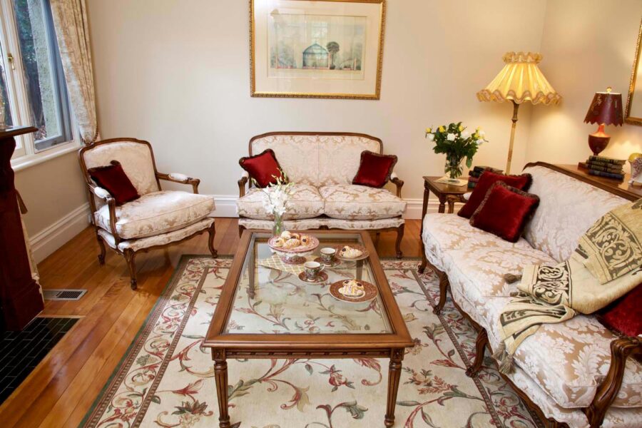 French provincial classic salon - Christophe Living