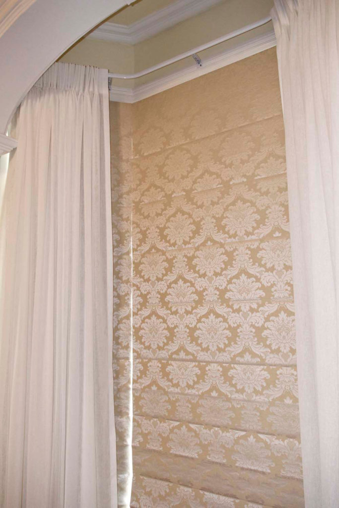 French classic interior design for an elegant apartment - Christophe Living