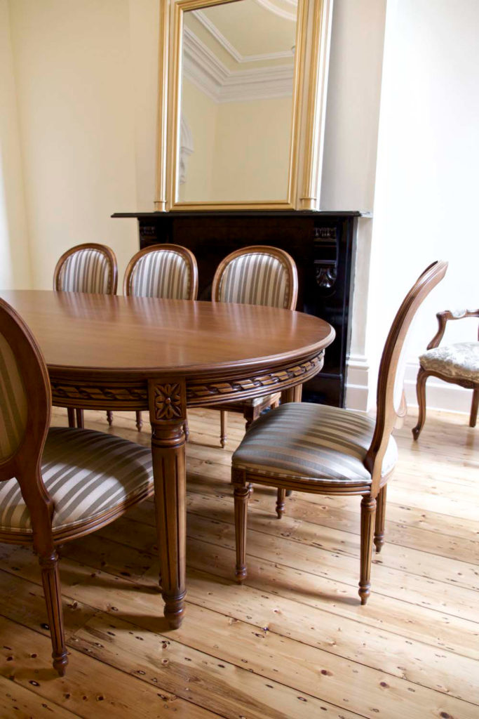 French classic interior design for an elegant apartment - Christophe Living