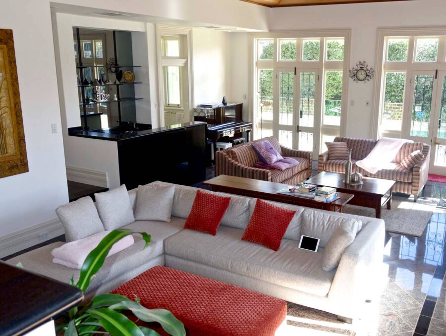 French classic interior decor - Christophe Living