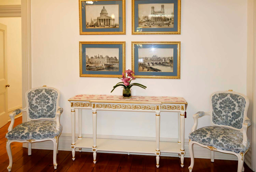 French classic interior decor - Christophe Living